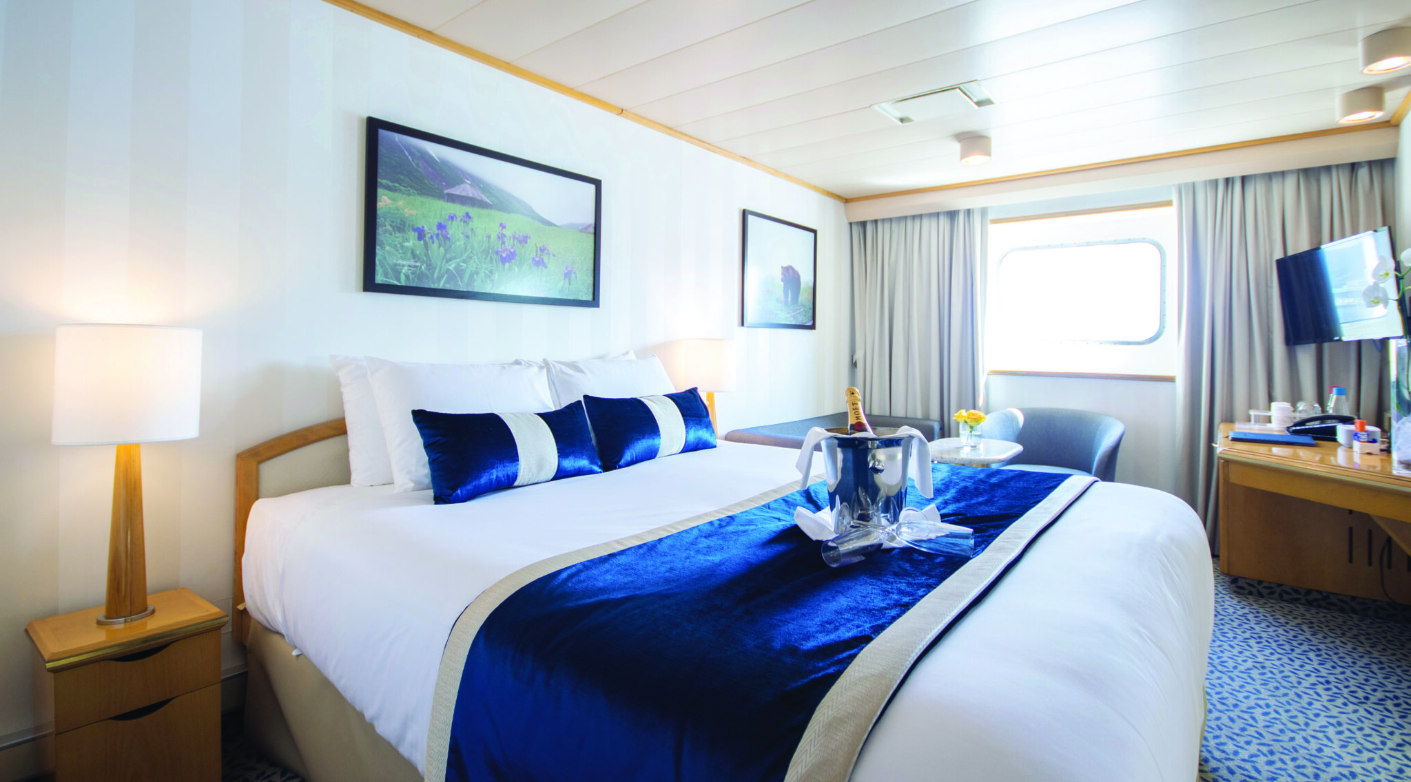 La Belle des Oceans - Corsica & the French Riviera